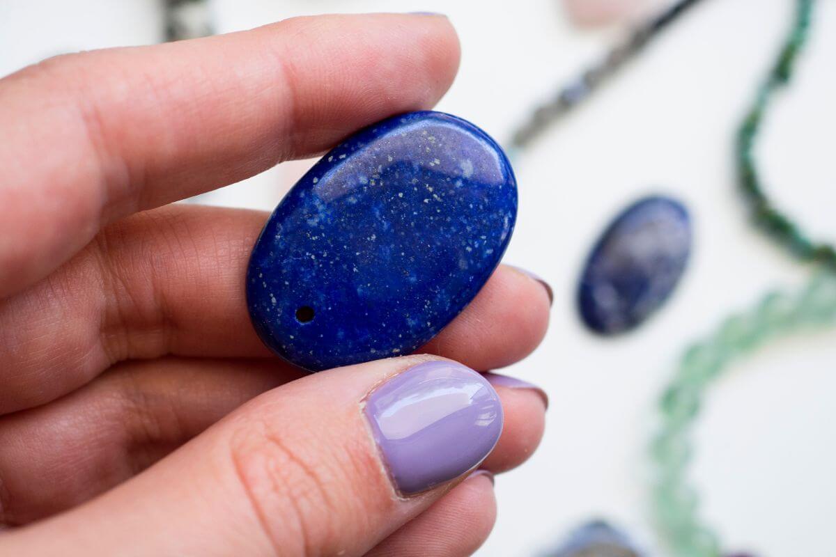 10 Best Crystals for Men & Masculinity [Complete Guide]