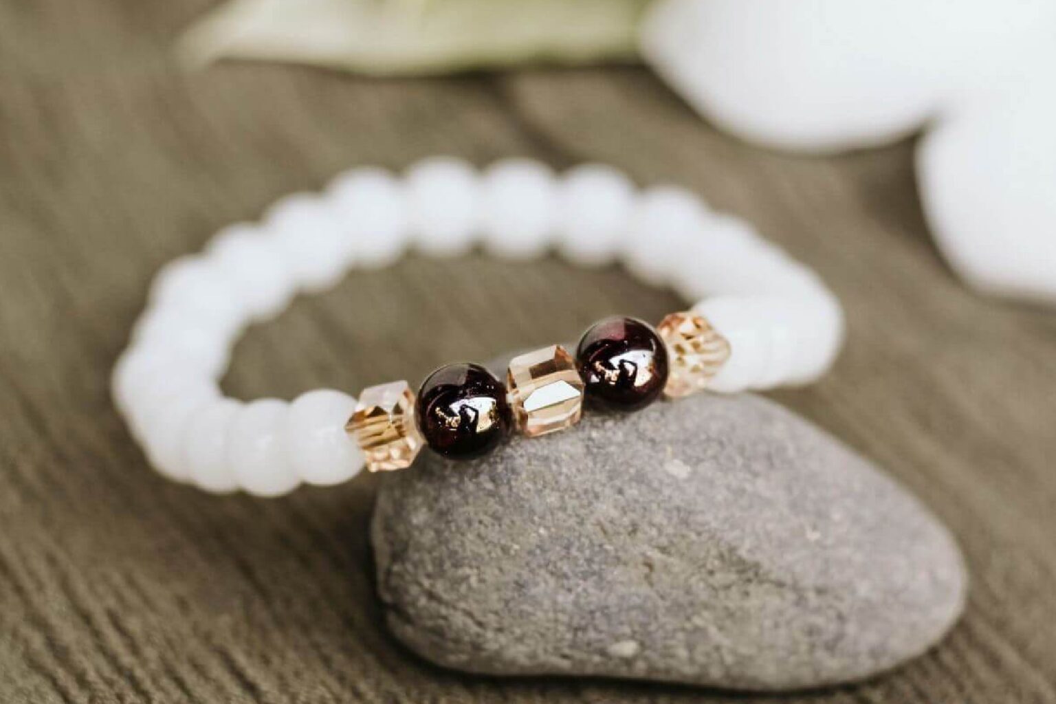 15 Best Crystals for Job Interviews That’ll Get the Job Done
